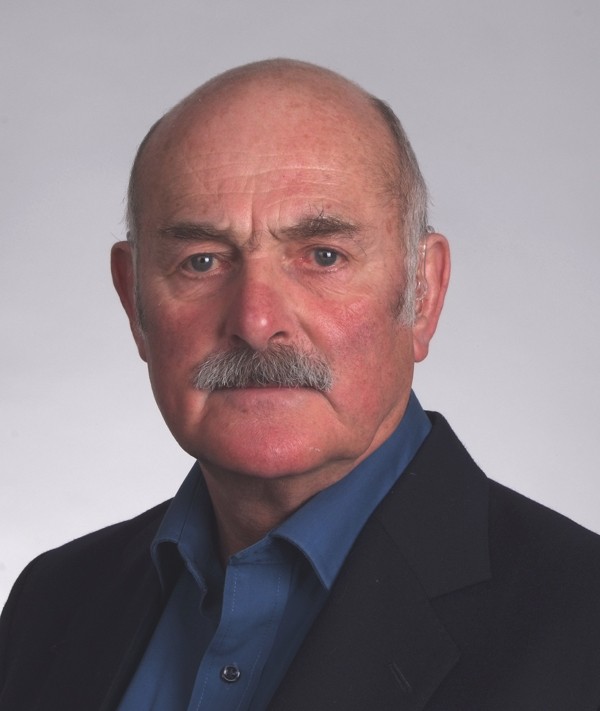 Roger Bowmer : Ican Models, Queenstown, New Zealand