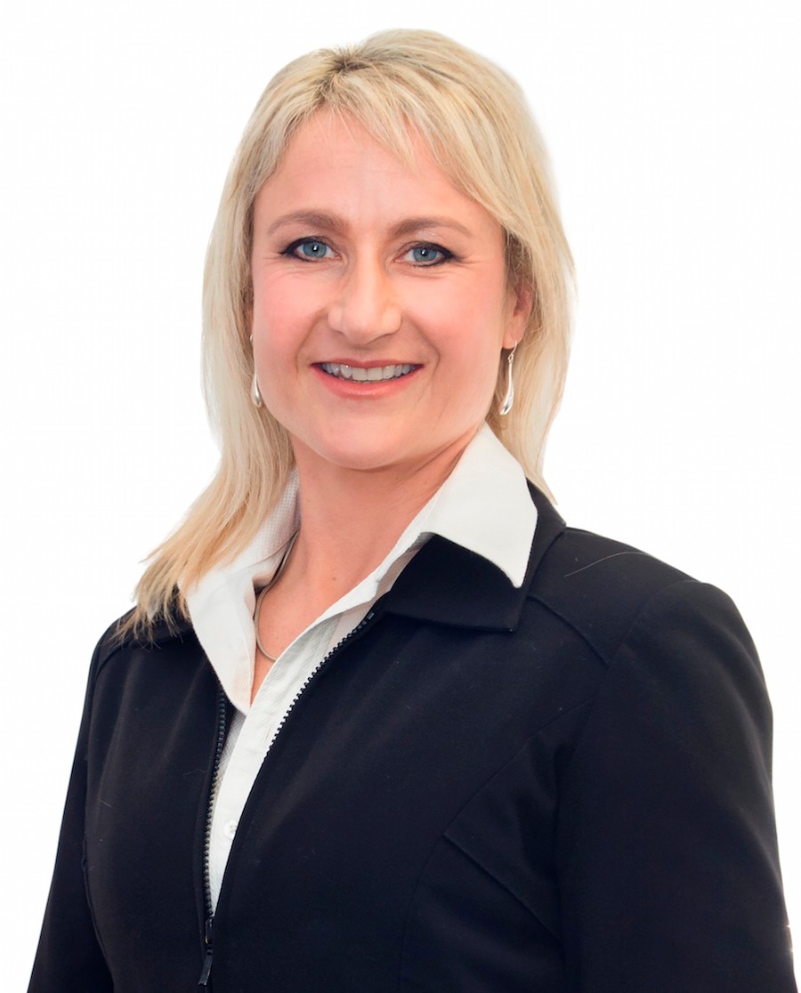 Alice Stewart : Ican Models, Queenstown, New Zealand