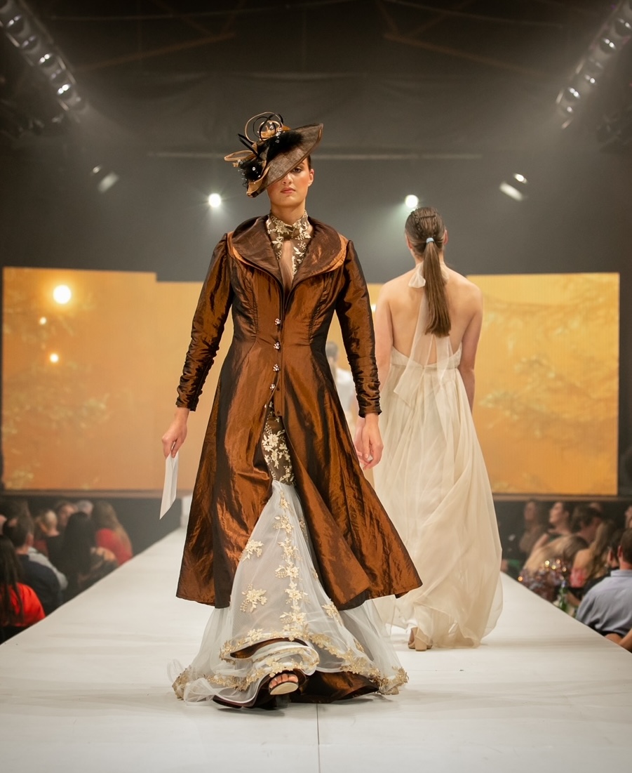 Molly W : Ican Models, Queenstown, New Zealand