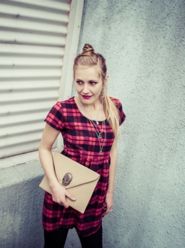 Gina Henderson : Ican Models, Queenstown, New Zealand